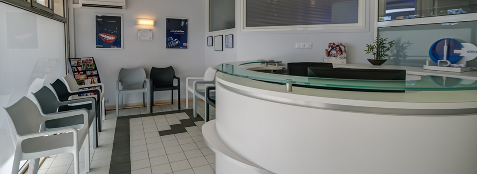 Dentiste Luynes | Dr Marc Crémades | Implant dentaire & Esthétique